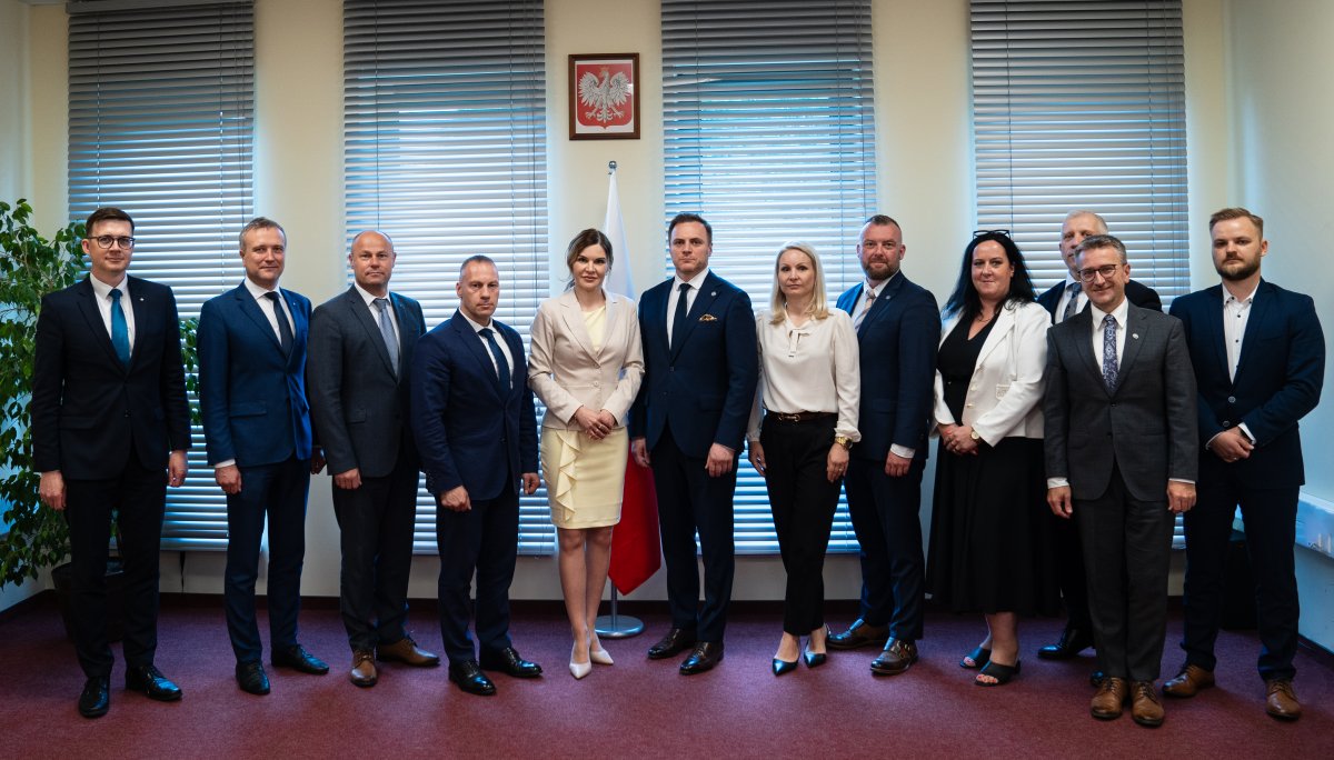 SPOTKANIE SZEFÓW CBA I STT - Aktualności - CENTRALNE BIURO ANTYKORUPCYJNE